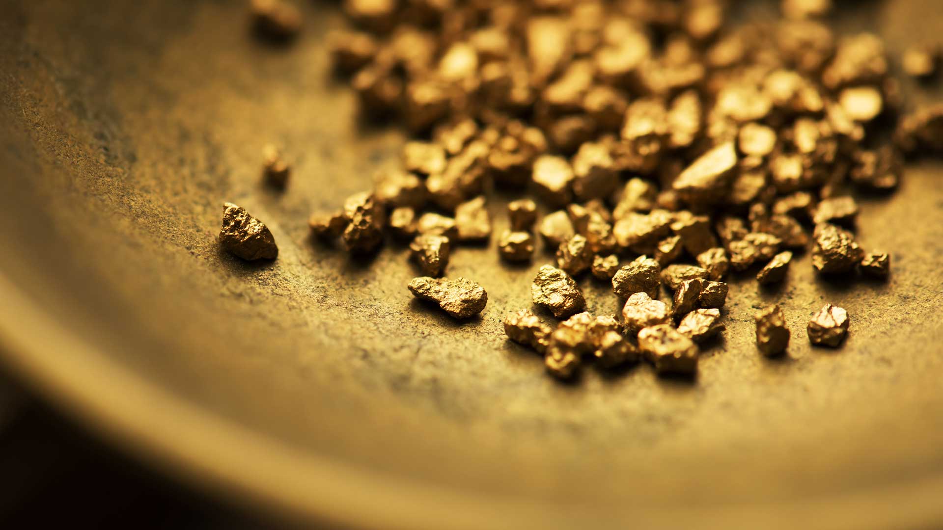 The History and Evolution of 18 Karat Gold Jewelry – KALOI Fine Jewelry™